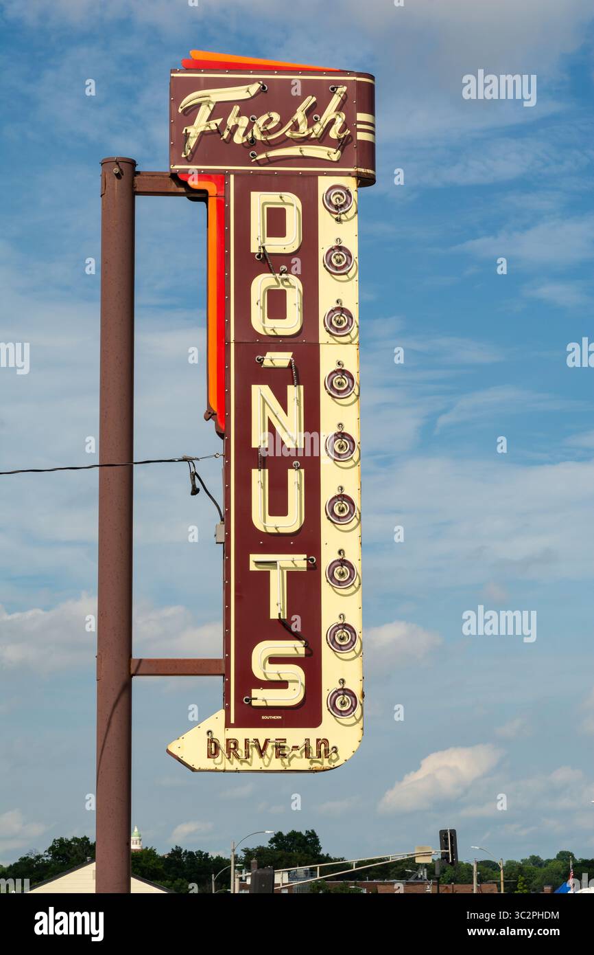 St Louis, Missouri, USA - July 21st 2025 - The historic and famous ...