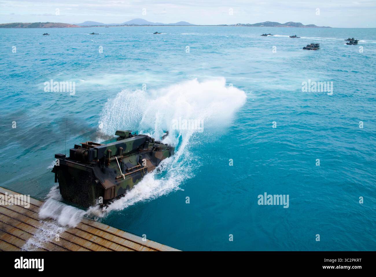 Inflatable combat assault craft hi-res stock photography and images - Alamy