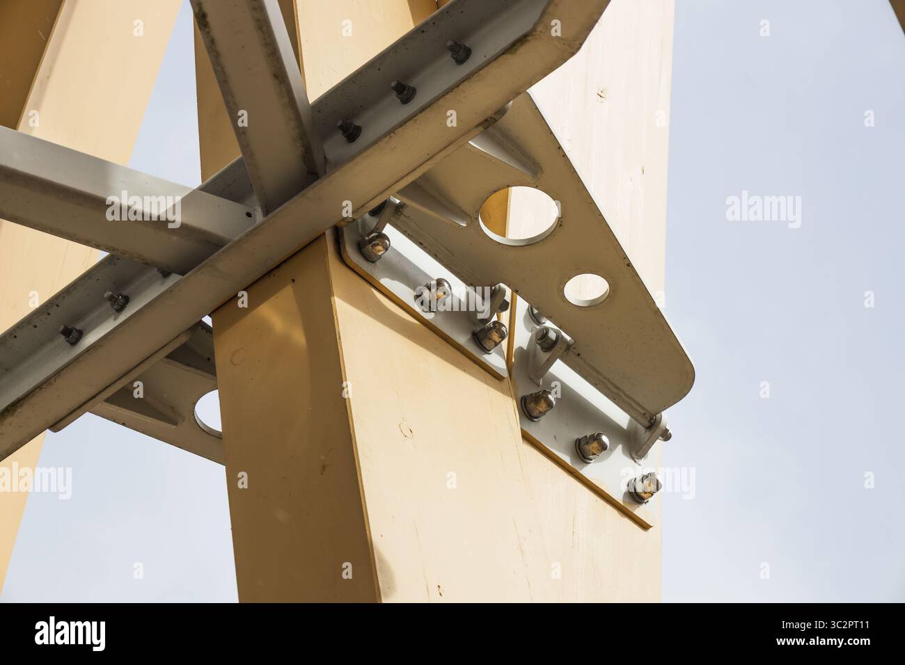 Steel timber hybrid structure hi-res stock photography and images - Alamy