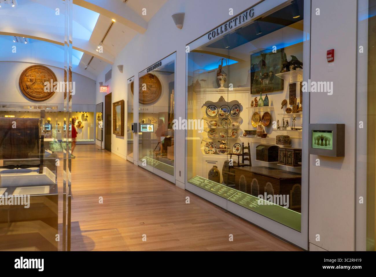 The New-York Historical Society Museum and Library is located on ...