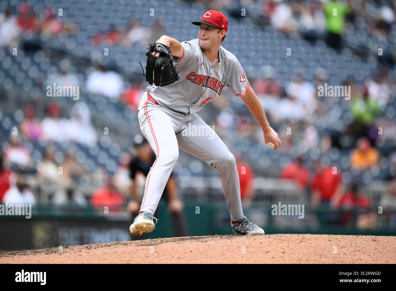 Cincinnati Reds starting pitcher Nick Lodolo (40) in action during a baseball game against the ...