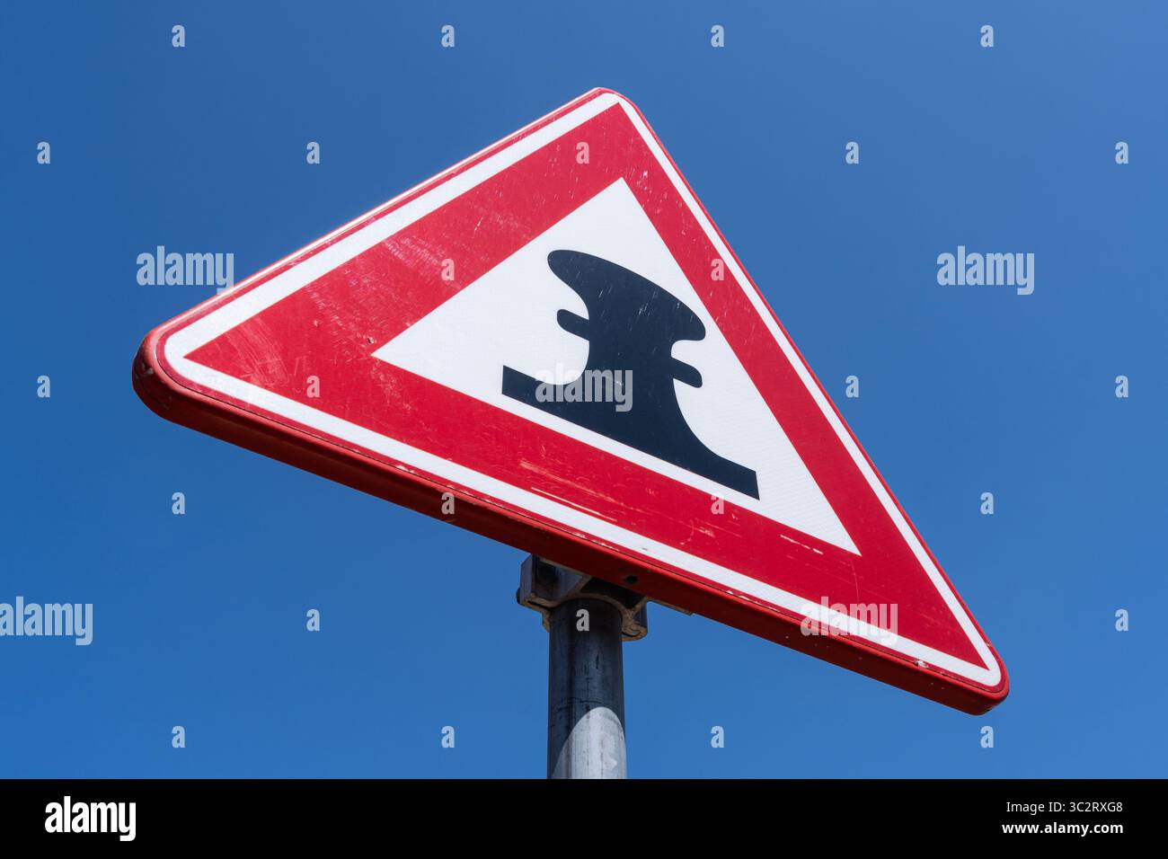 Dutch road sign: mooring bollard ahead Stock Photo - Alamy