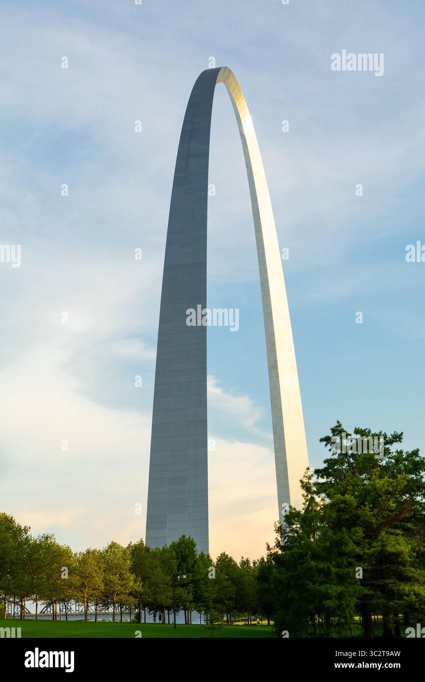 The famous Gateway Arch, formerly known as 'The Jefferson National ...