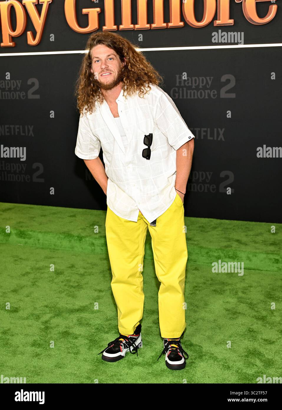 Blake Anderson attends the premiere of Netflix's "Happy Gilmore 2" at ...