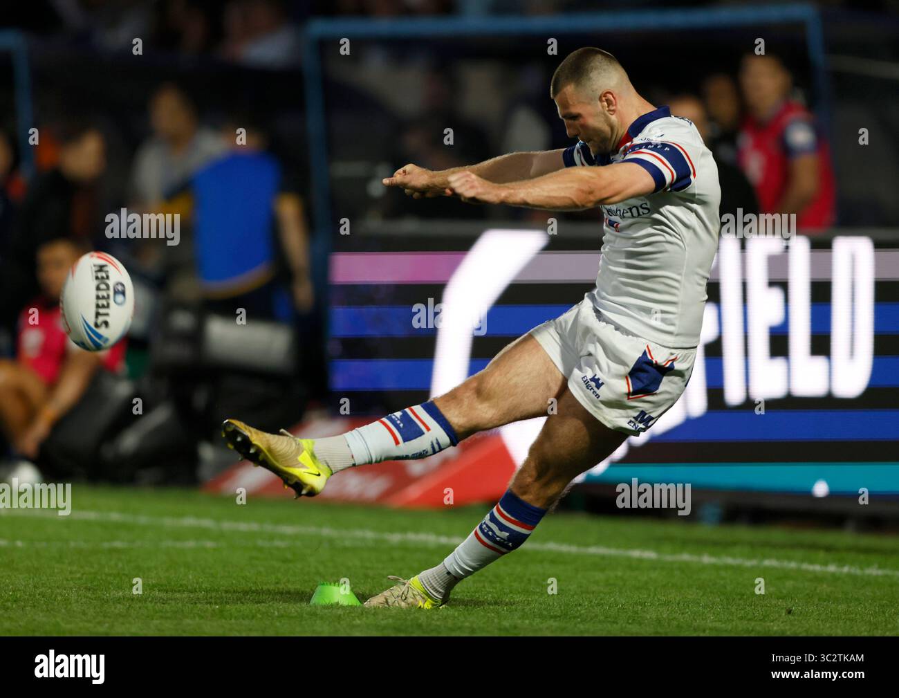 Wakefield Trinity's Max Jowitt misses a penalty during the Betfred ...