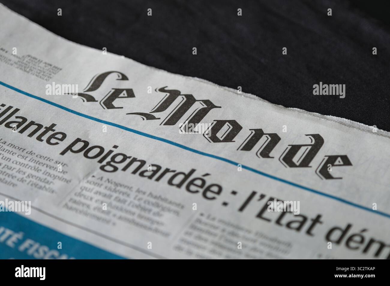 Logo of French newspaper Le Monde Stock Photo - Alamy