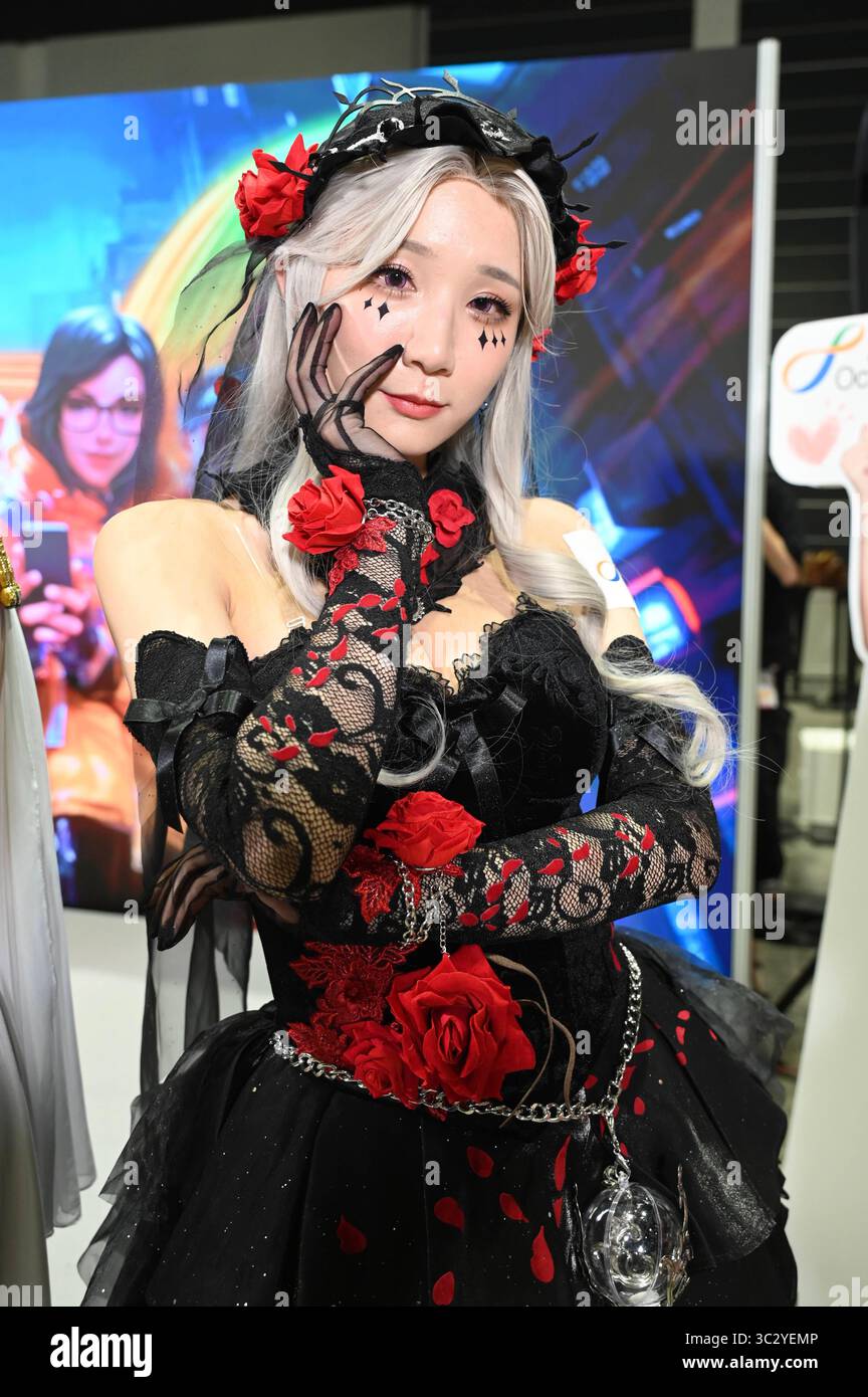 ACGHK 2025 Preview Cosplayer posing photo in the Ani-com & Games ACGHK ...