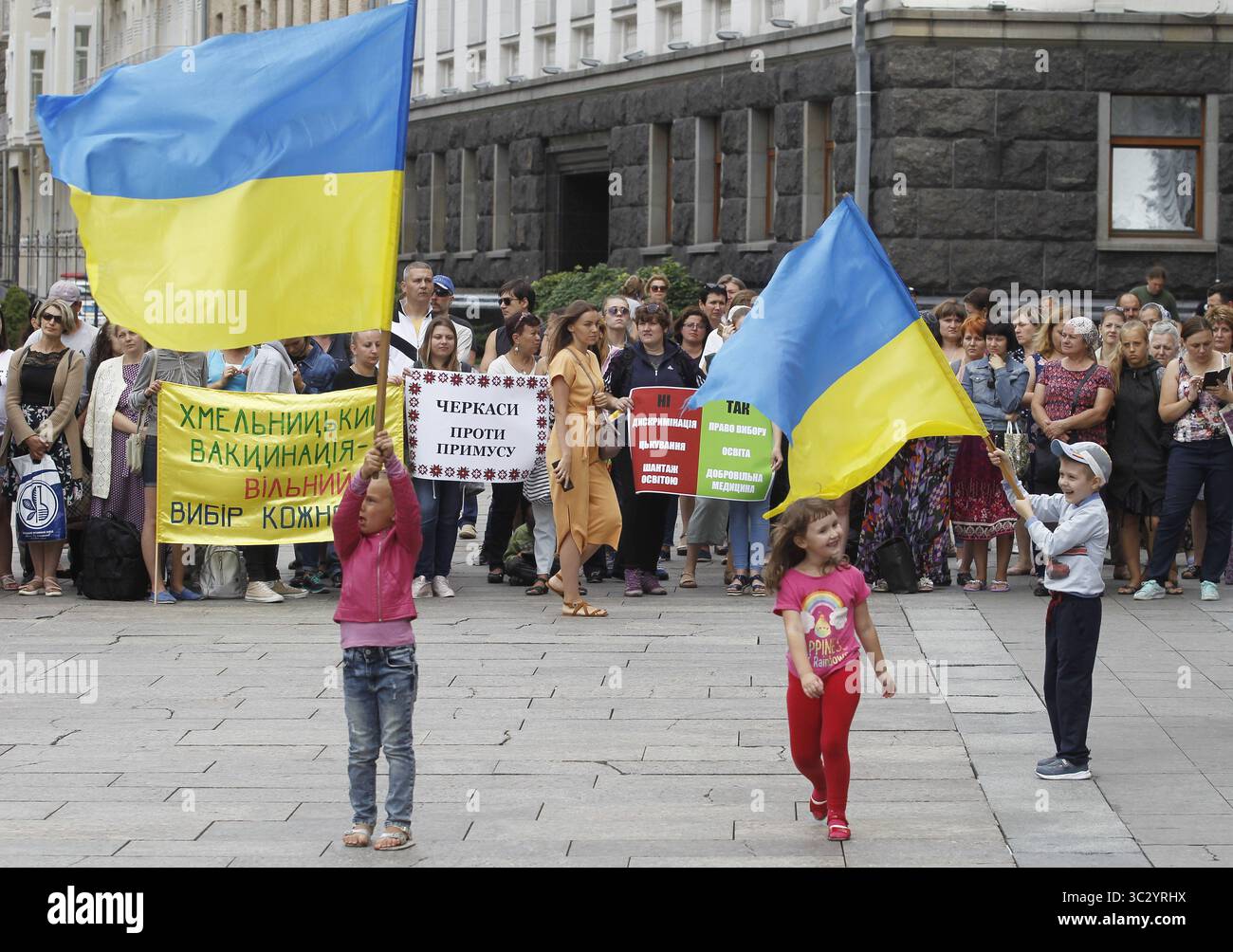 Ukrainian children hold stop hi-res stock photography and images - Alamy