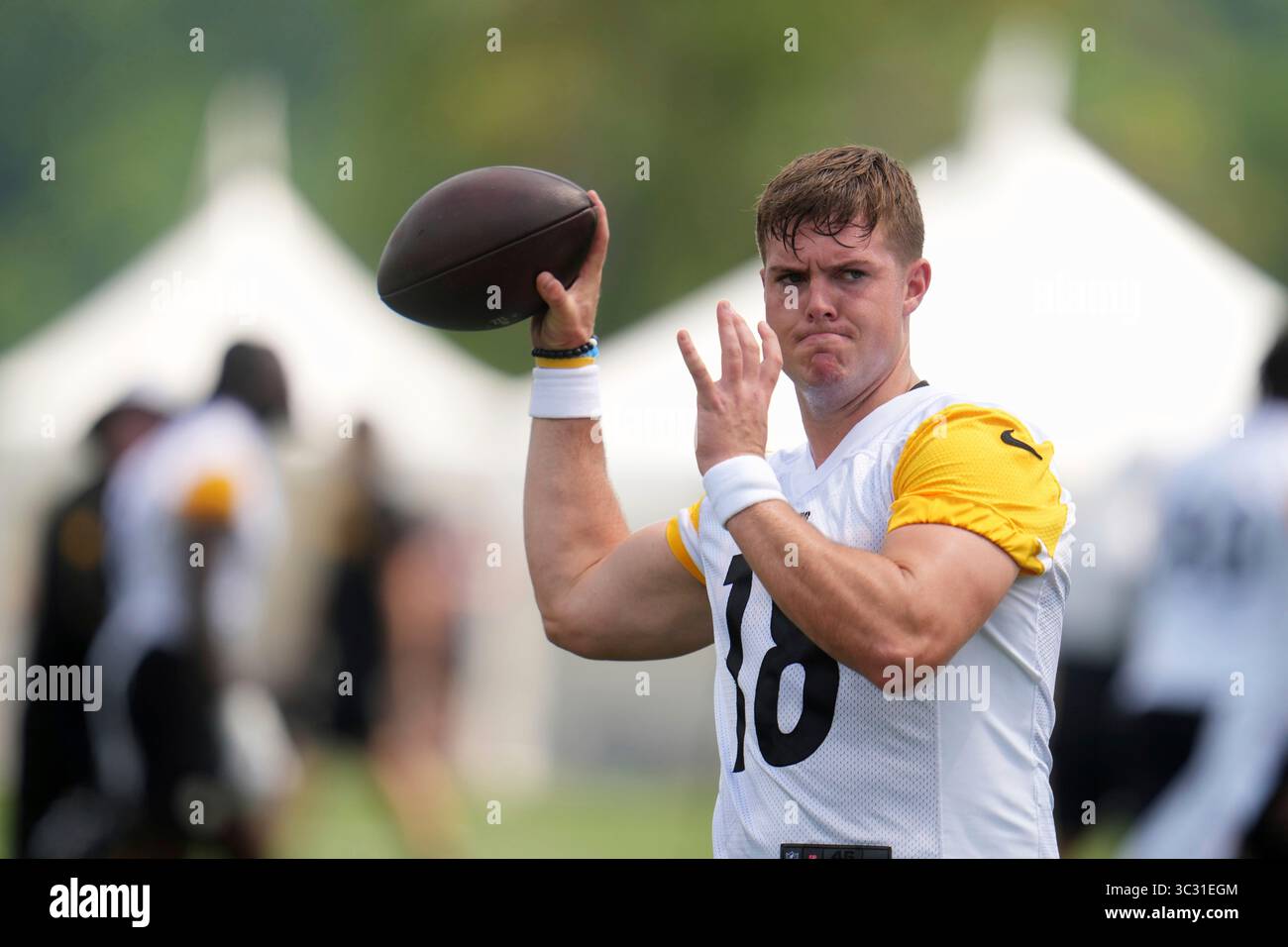 Pittsburgh Steelers quarterback Will Howard throws a pass during the ...