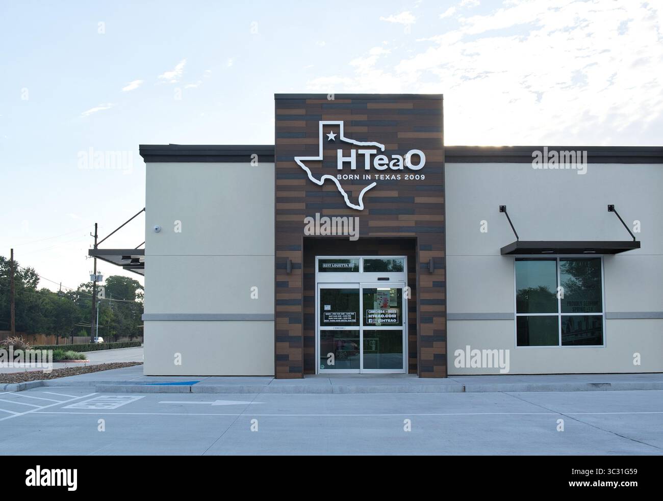 Houston, Texas USA 07-20-2025: HTeaO tea house business storefront ...
