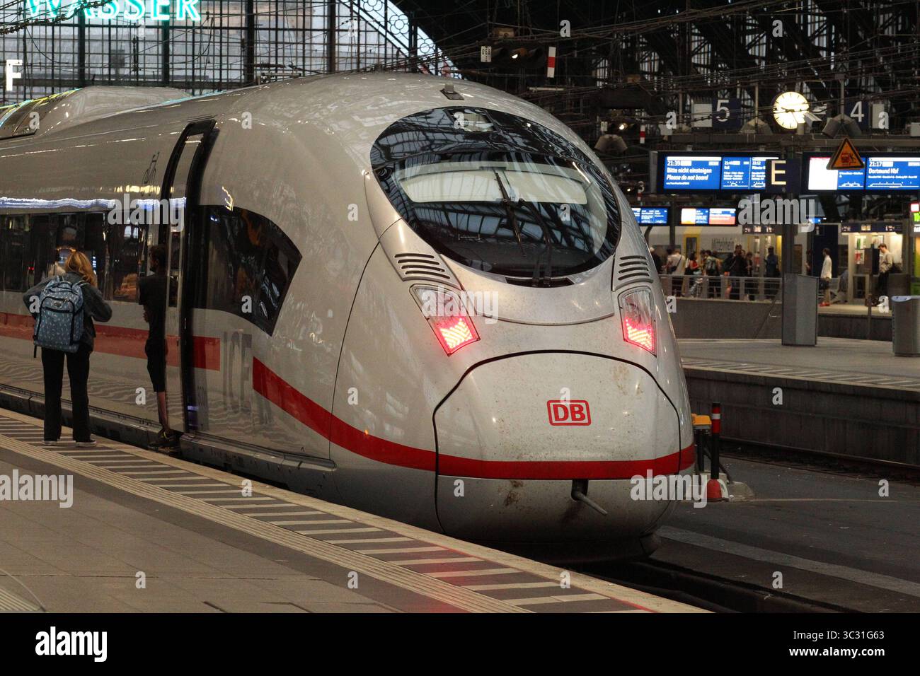 RECORD DATE NOT STATED Ein Intercity-Express ICE der Deutschen Bahn ...