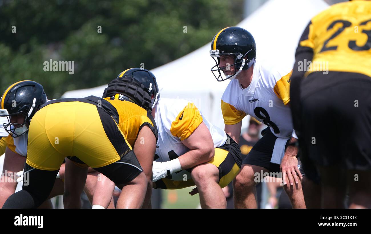 July 24, 2025: Aaron Rodgers #8 during the 2025 Steelers Training Camp ...