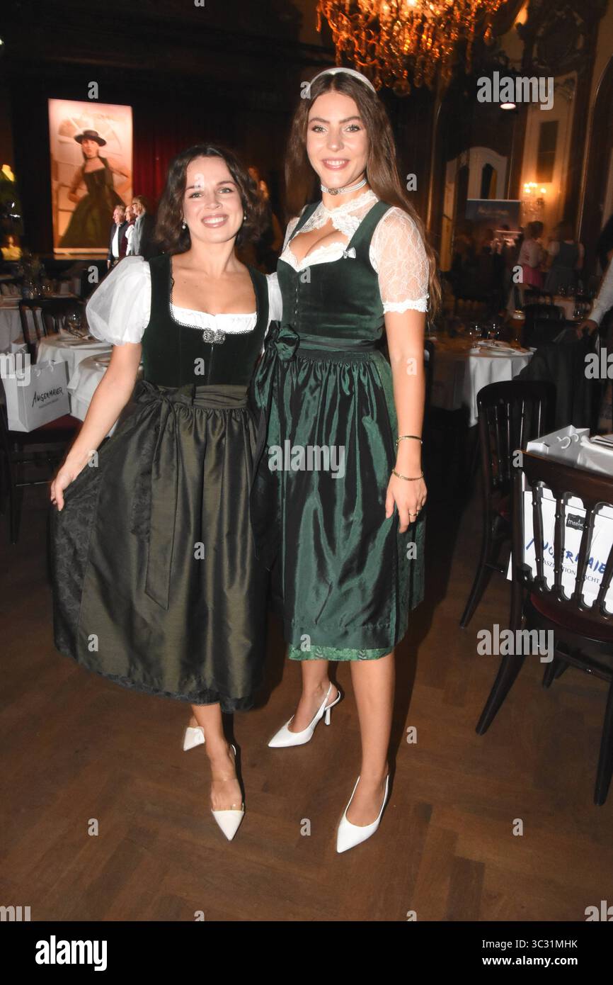 Darya Birnstiel Schauspielerin Vroni Sbrizzai Wiesnplaymate 2024 ...