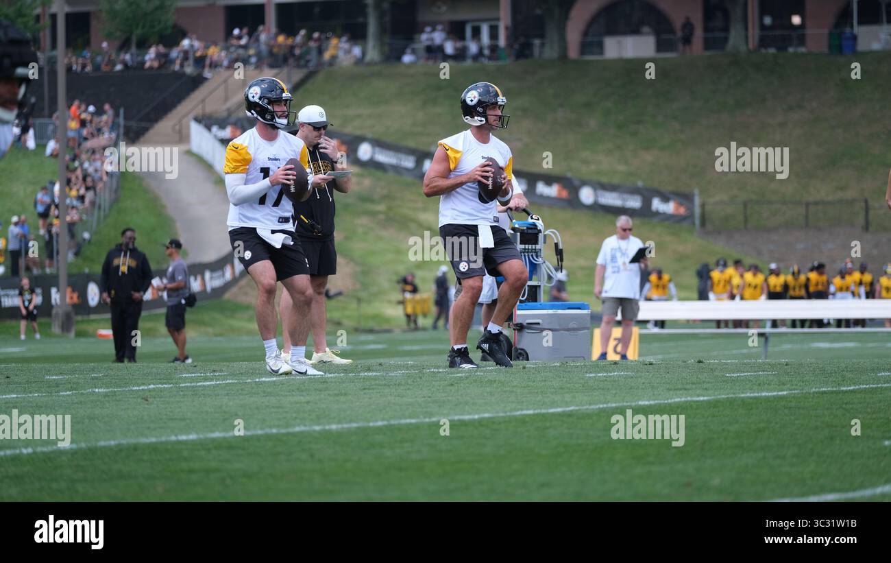 July 24, 2025: Aaron Rodgers #8, Mason Rudolph #2 during the 2025 ...