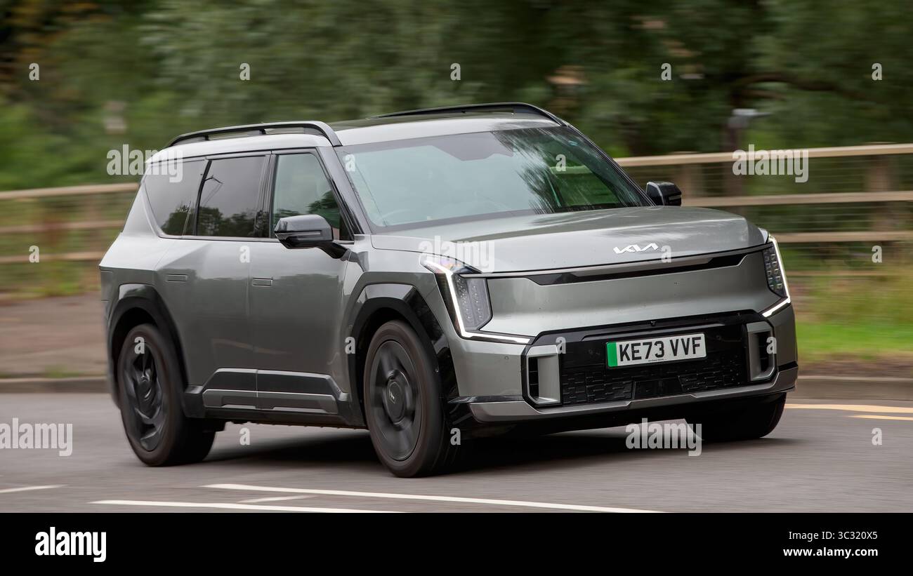 Kia ev9 gt line hi-res stock photography and images - Alamy