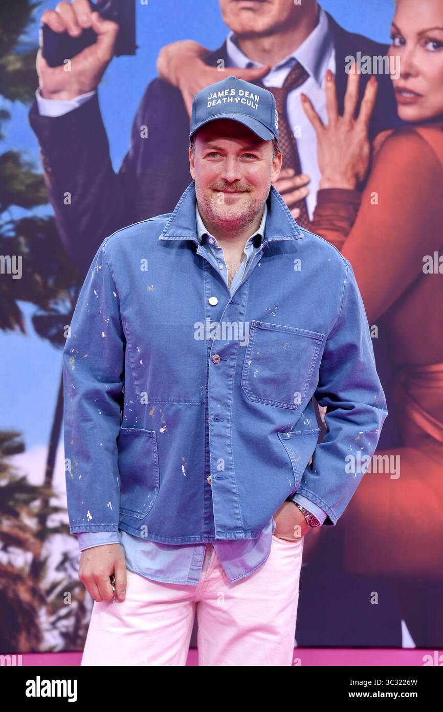 Martin Stange bei der Deutschlandpremiere von DIE NACKTE KANONE in ...