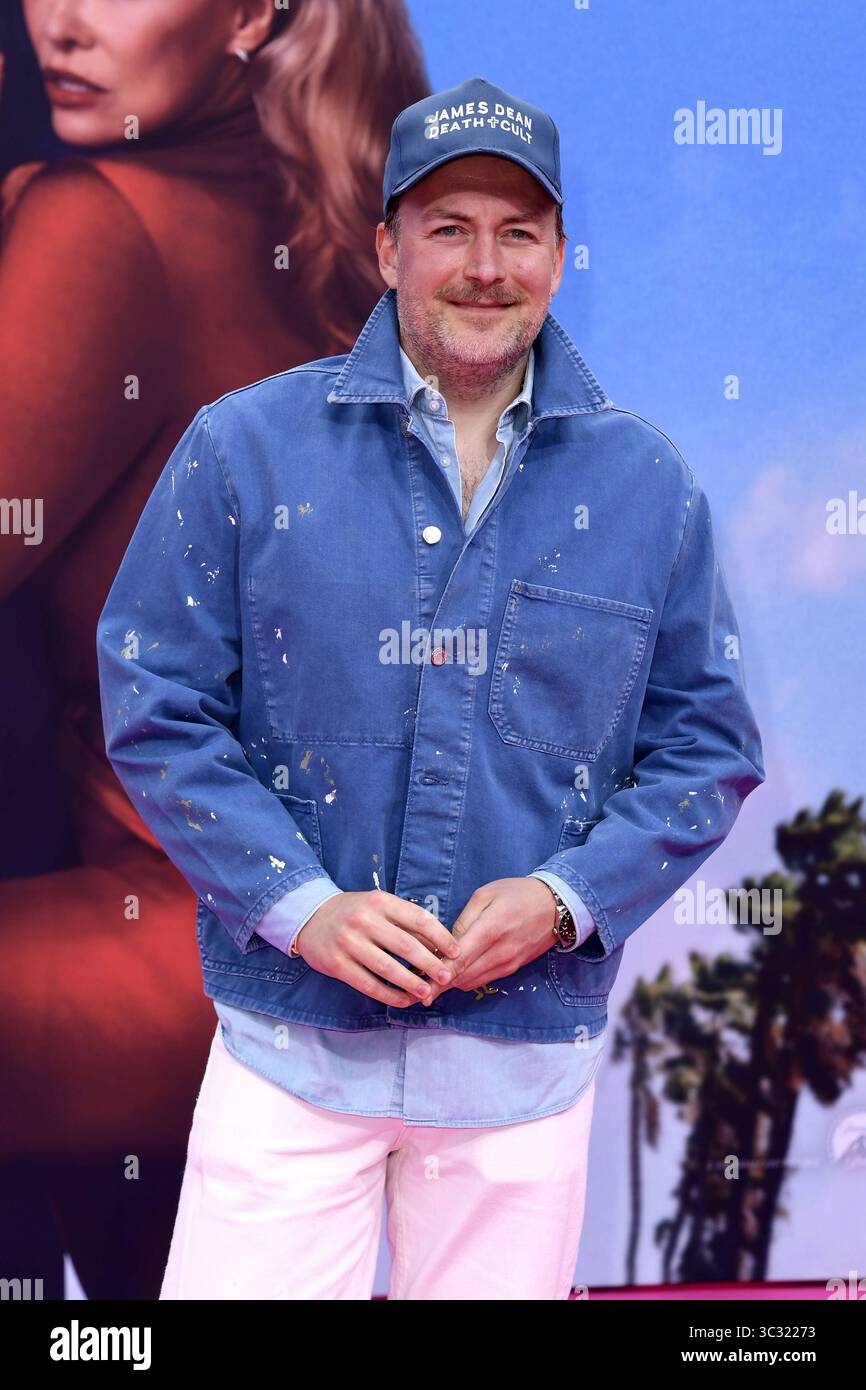 Martin Stange bei der Deutschlandpremiere von DIE NACKTE KANONE in ...