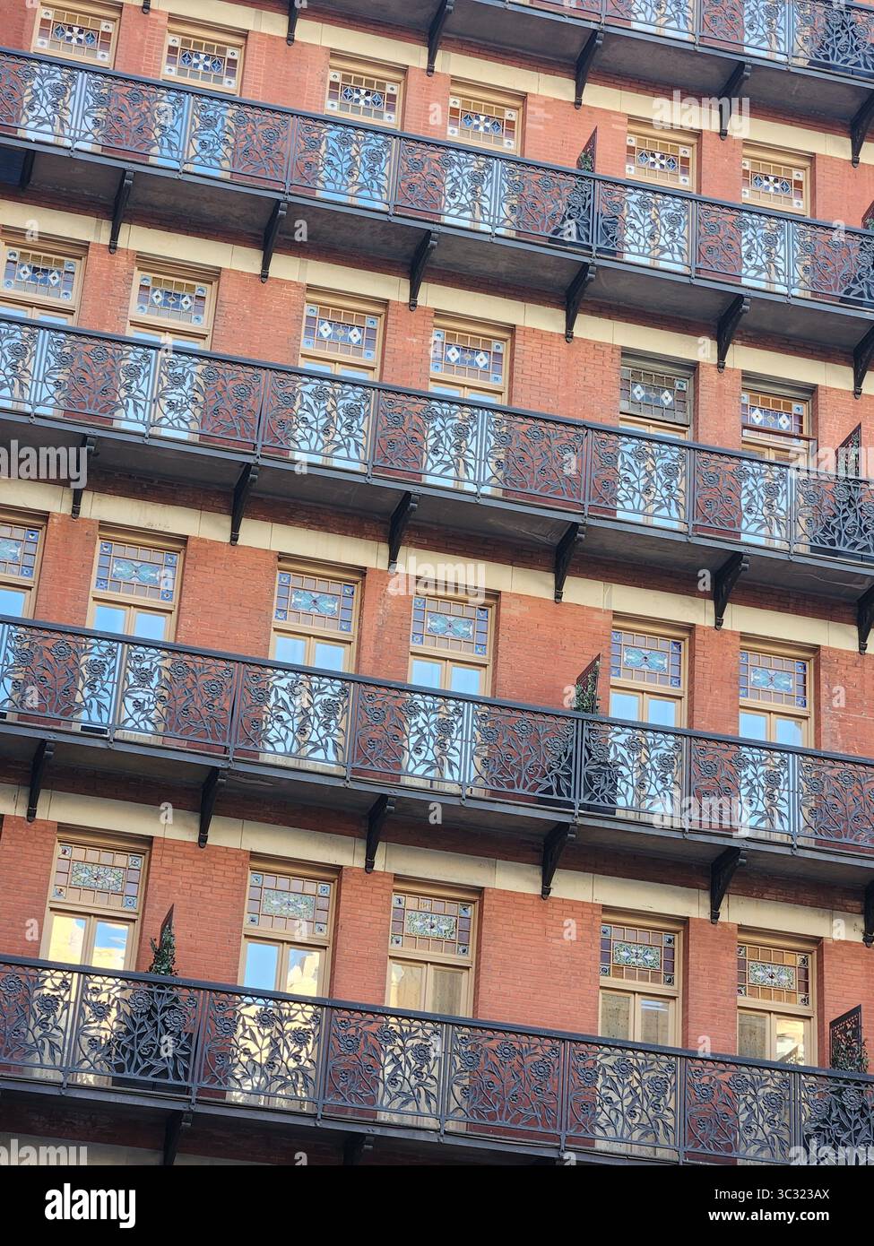 Chelsea hotel new york hi-res stock photography and images - Alamy