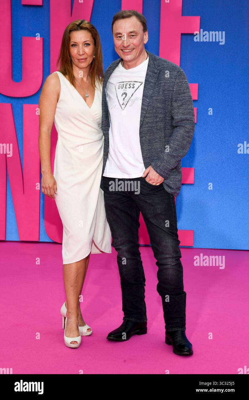 abb Monika Gossmann und Werner Daehn zu Gast auf dem roten Teppich bei der Deutschland Premiere ...