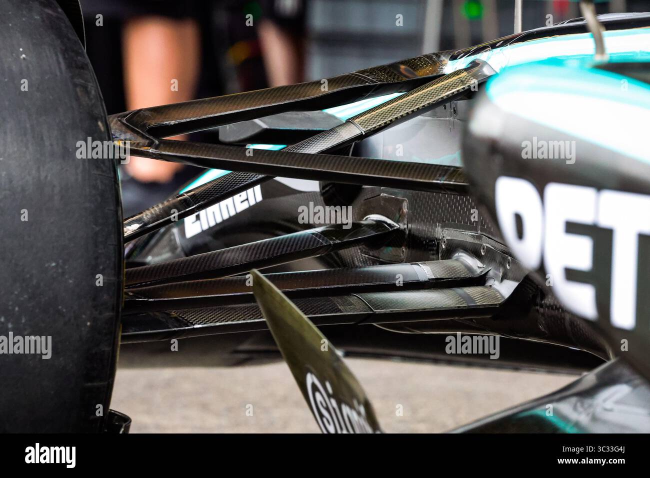 Mercedes AMG F1 Team W16, mechanical detail of carbon front suspensions ...