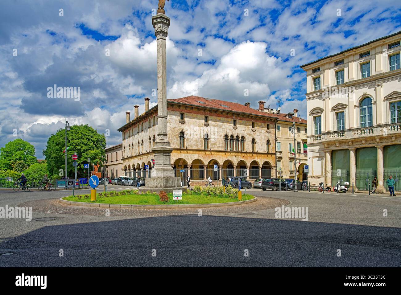 Colonna monumento 20 settembre breccia porta pia hi-res stock ...