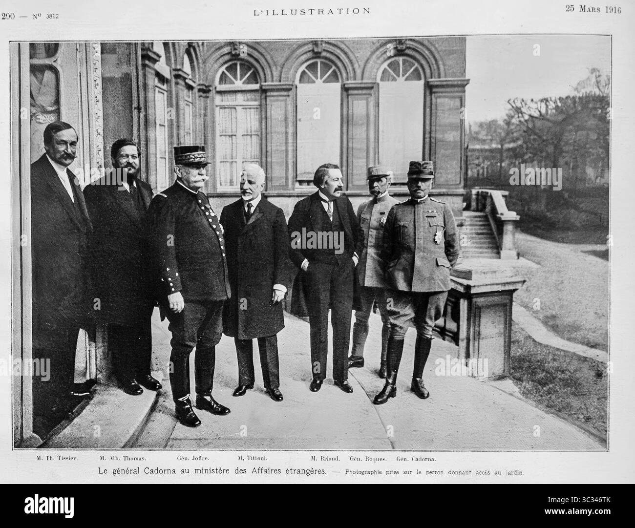 Great war cooperation hi-res stock photography and images - Alamy