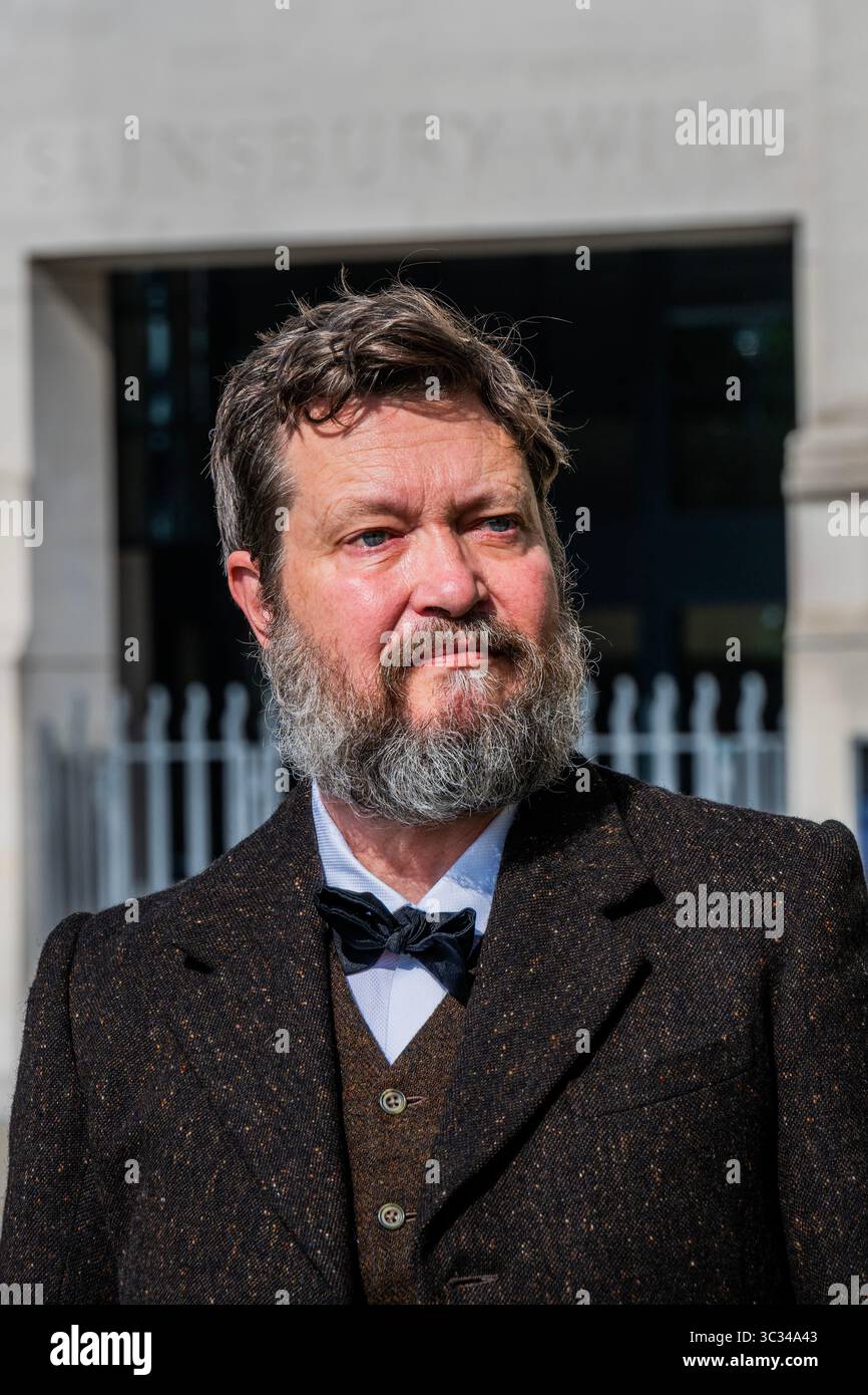 London, UK. 25 Jul 2025. ‘William Morris’ in full costume (AKA National ...