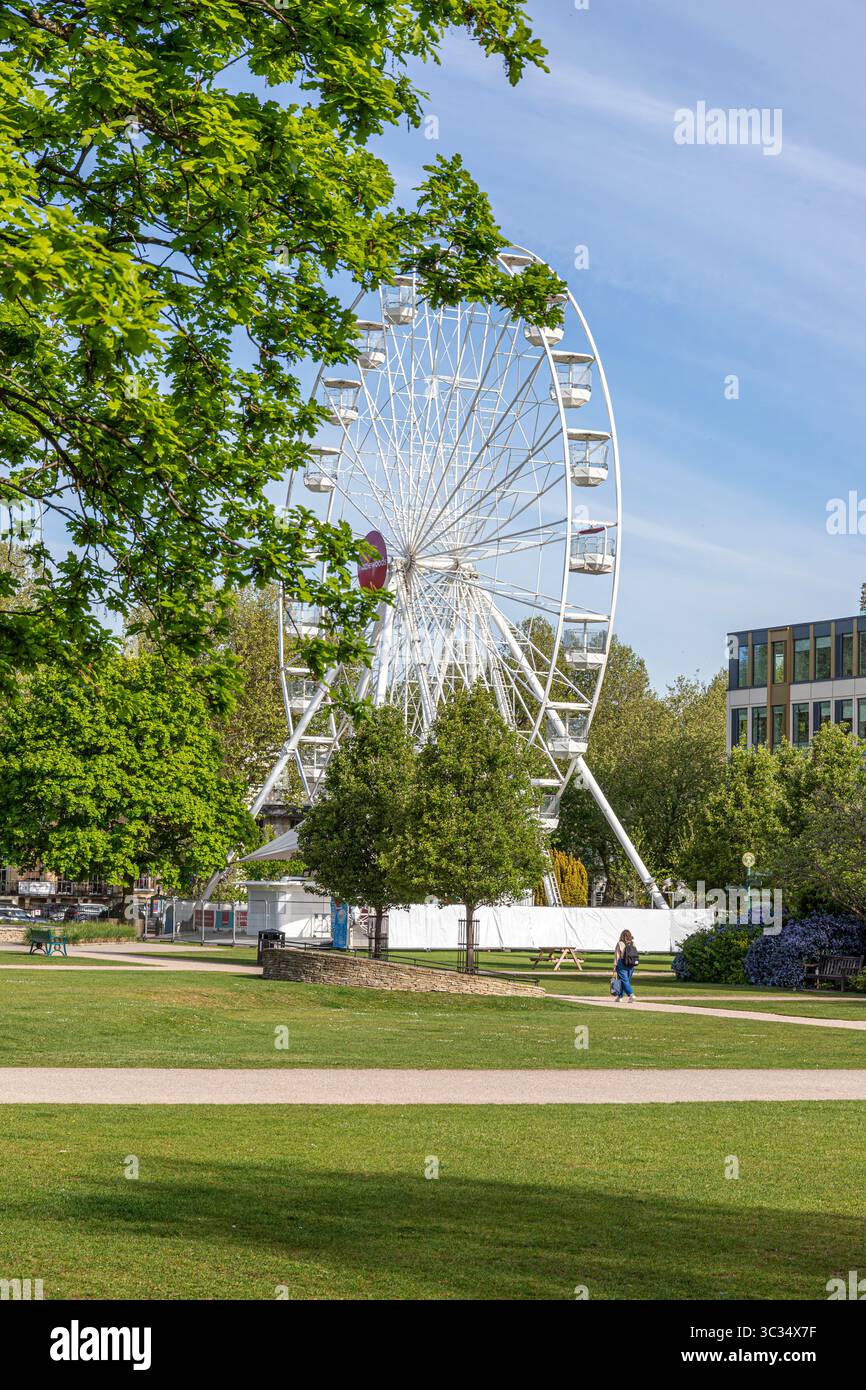 Giant Observation Wheel (Ferris Wheel) in Imperial Square & Gardens ...