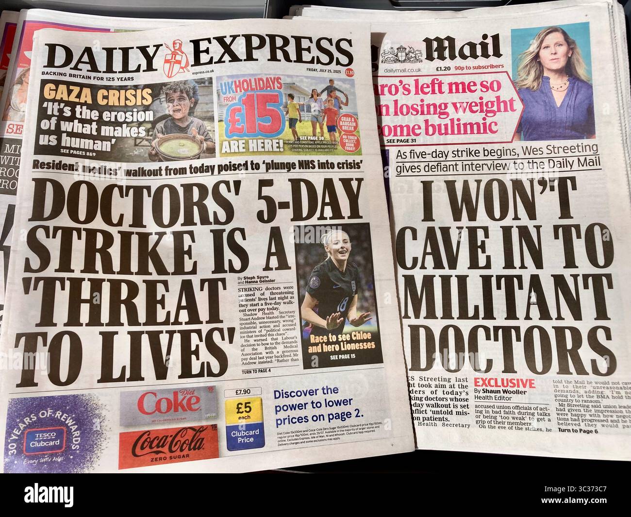 Strike hypocrisy hi-res stock photography and images - Alamy