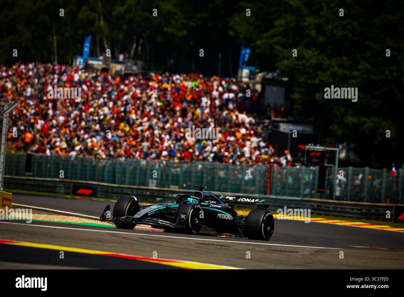 63 George Russell, (GRB) AMG Mercedes Ineos W16, during the Belgian GP ...