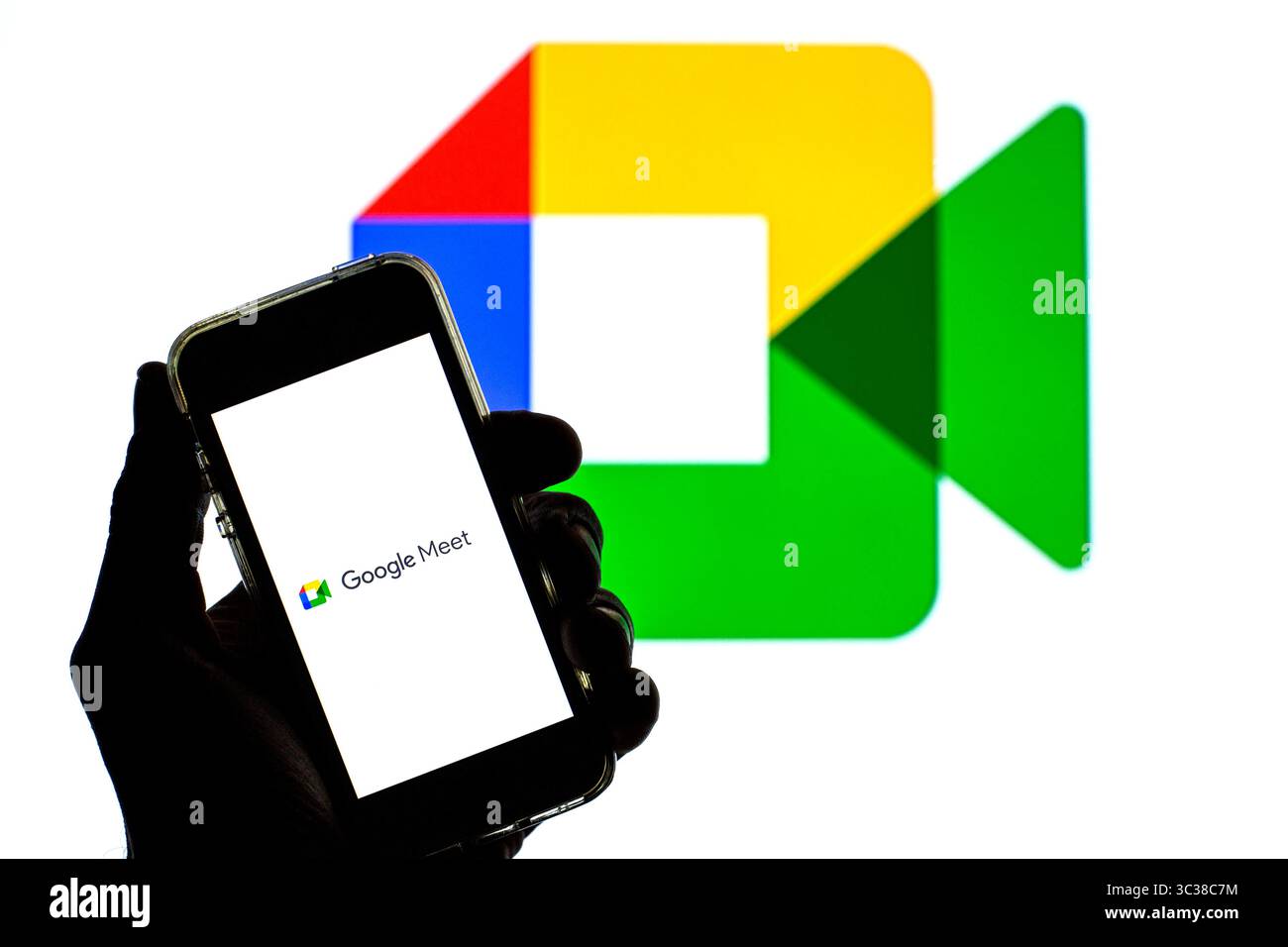 Google meet app logo in Cut Out Stock Images & Pictures - Alamy