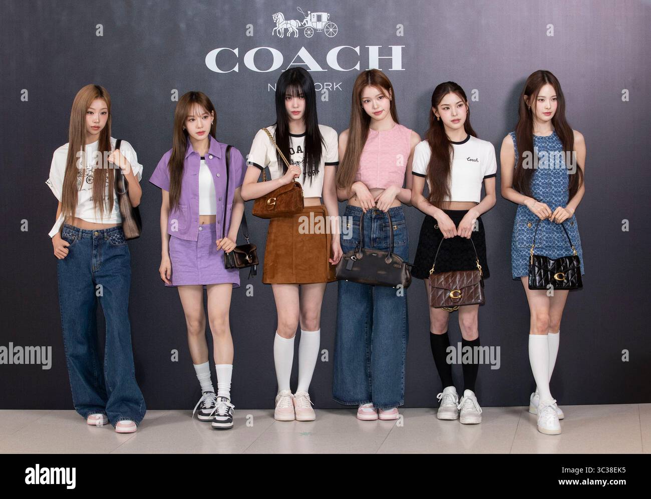 25 July 2025 – Seoul, South Korea: (L to R) Choi Jung-eun, Ryu Sa-rang ...