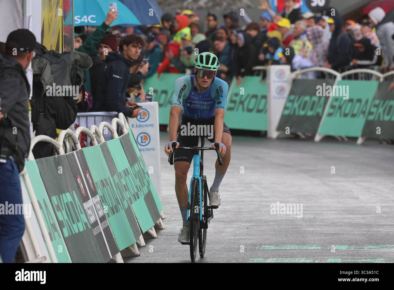 Thymen arensman tour de france hi-res stock photography and images - Alamy