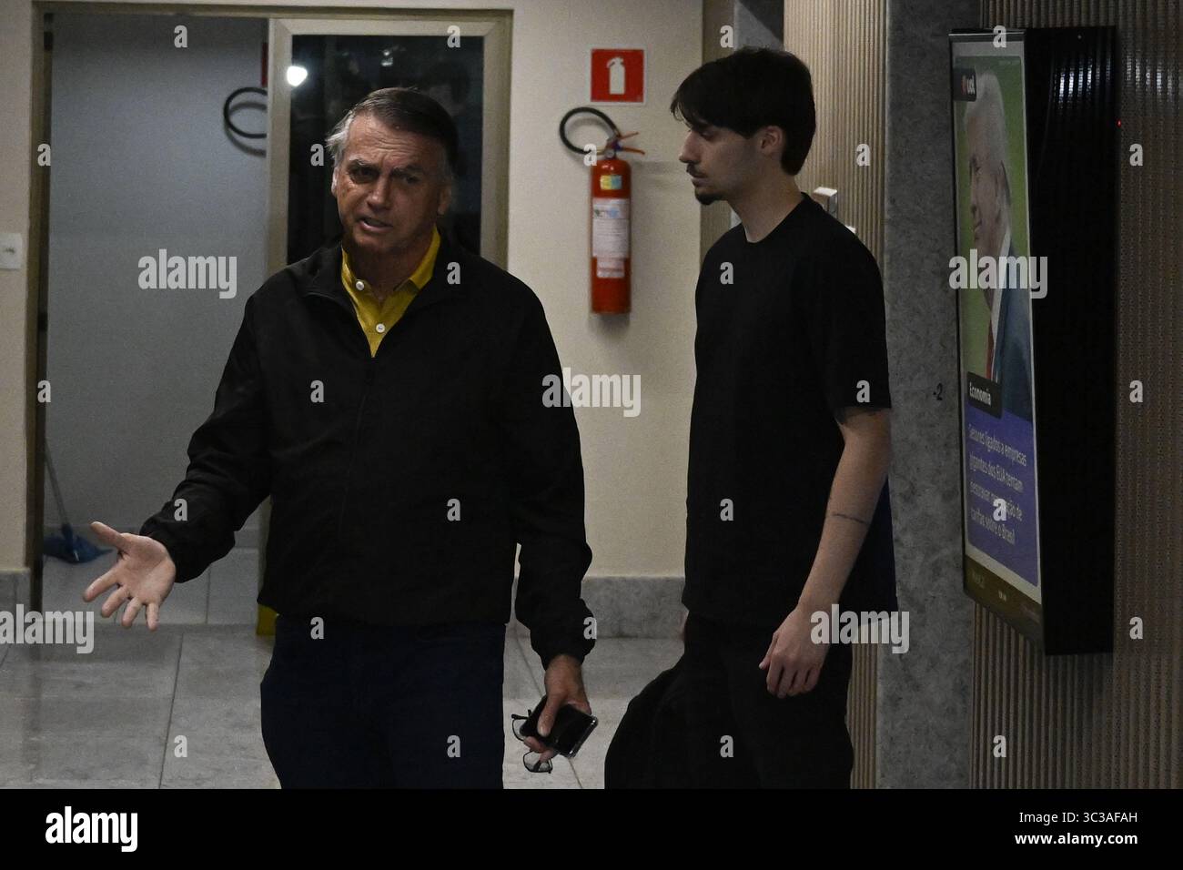 DF - BRASILIA - 07/25/2025 - BRASILIA, BOLSONARO'S ARRIVAL AT THE PL ...
