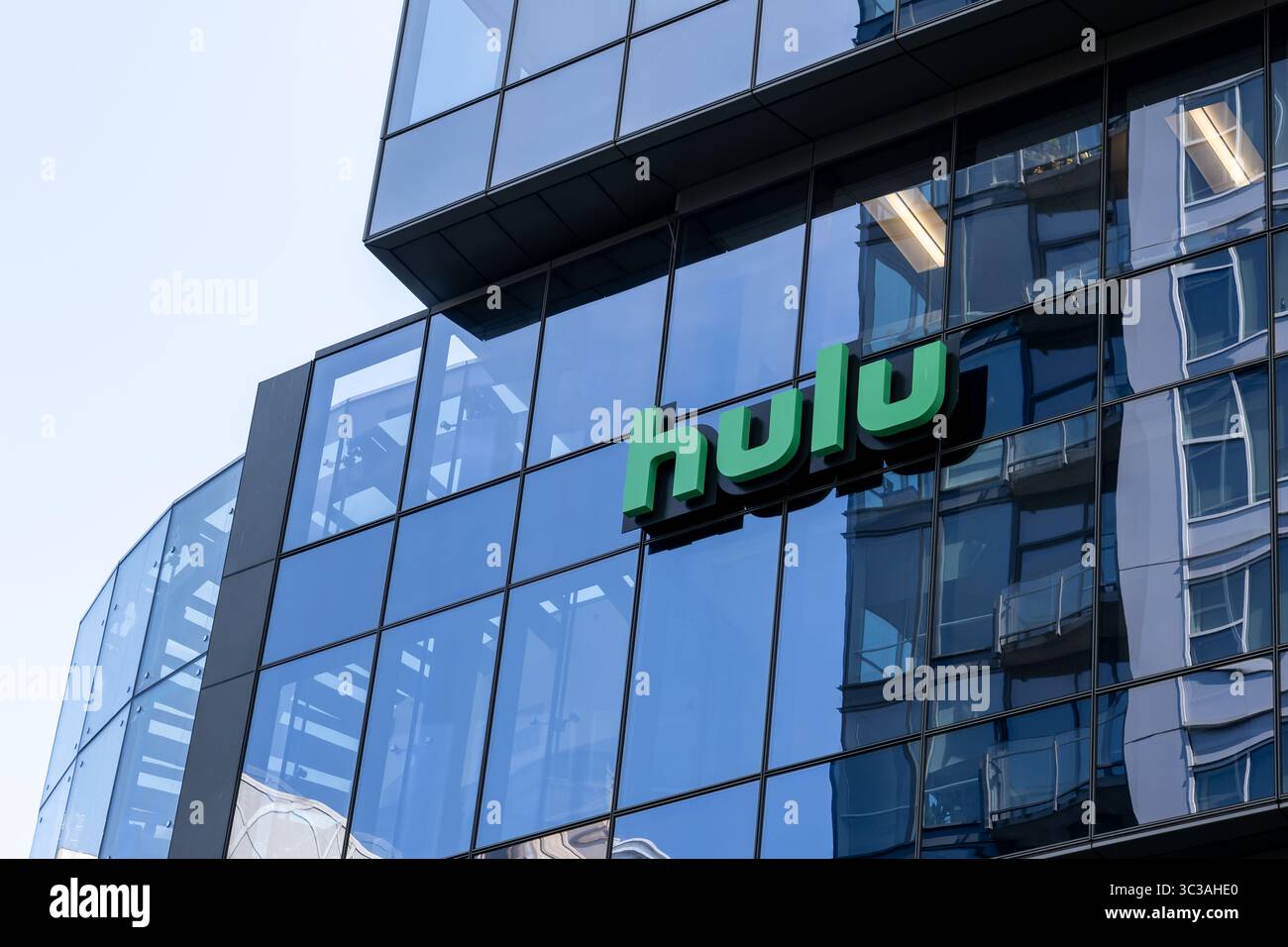 Disney hulu logo hi-res stock photography and images - Alamy