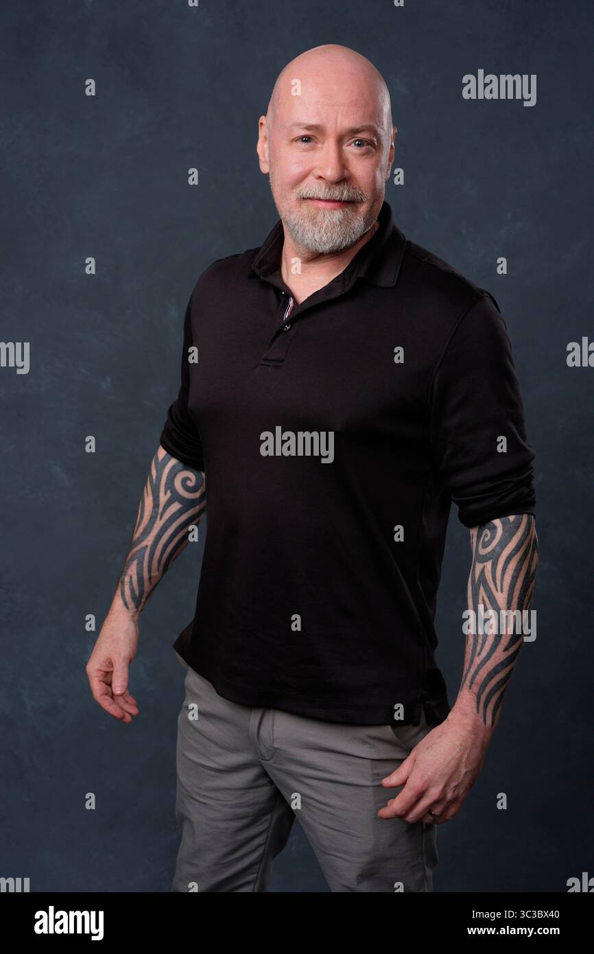 Steven S. DeKnight poses for a portrait to promote "Spartacus: House of ...