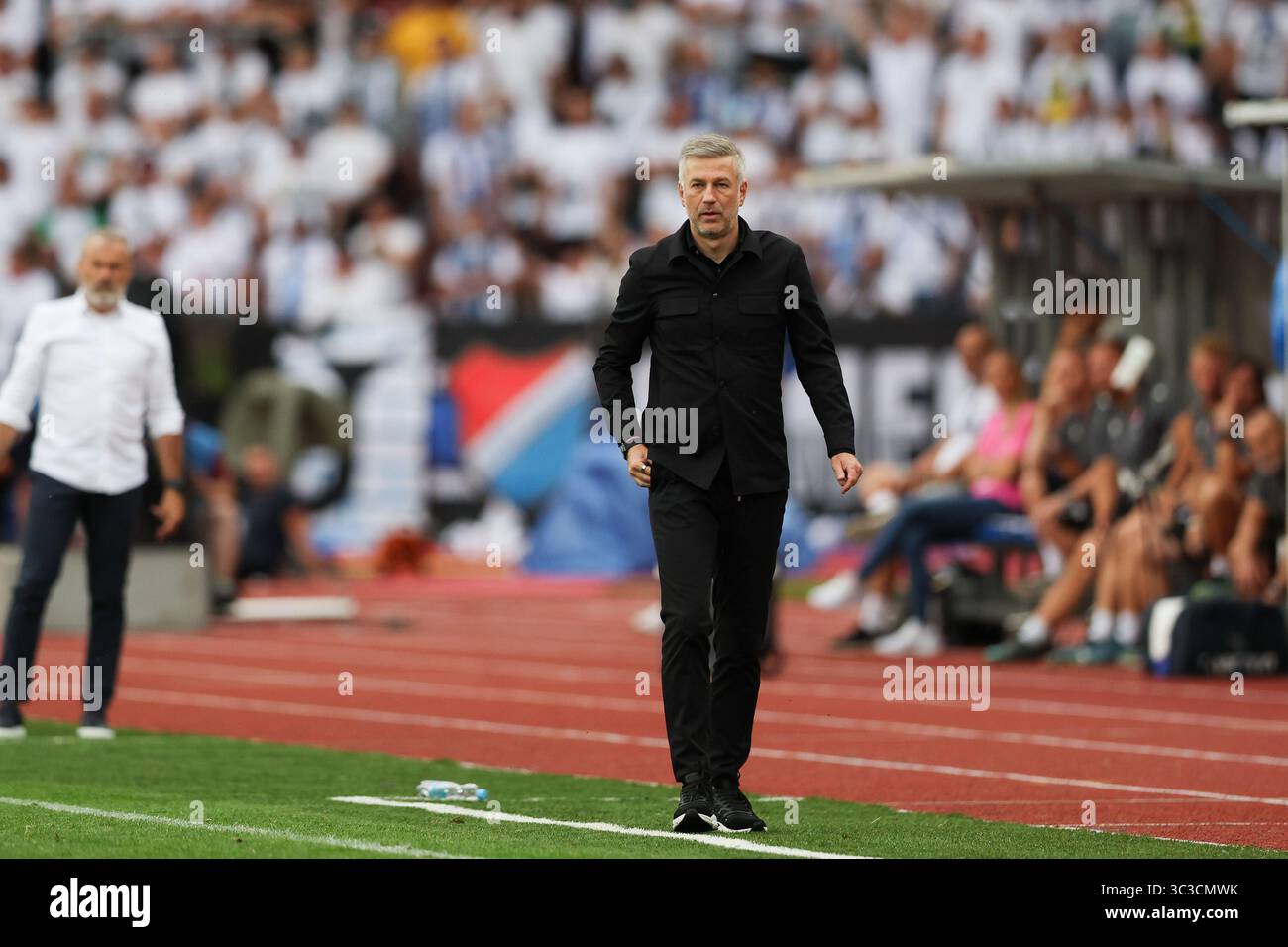 Coach Edward Iordanescu of Legia Warszawa seen during the UEFA Europa ...