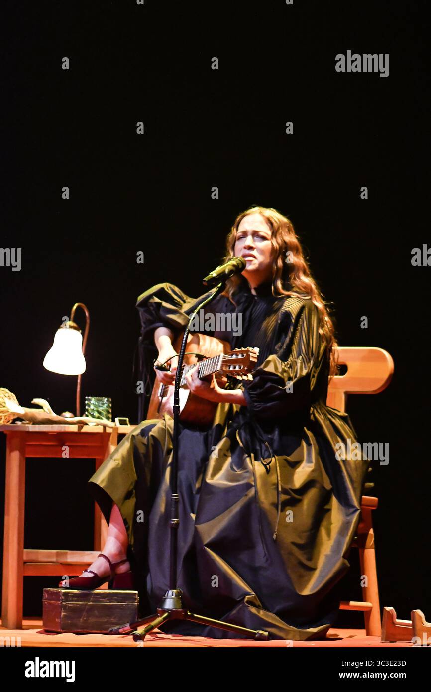 Natalia lafourcade sing hi-res stock photography and images - Alamy
