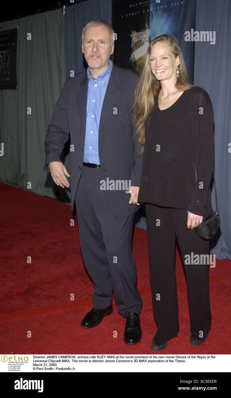Director JAMES CAMERON & actress wife SUZY AMIS at the world premiere ...