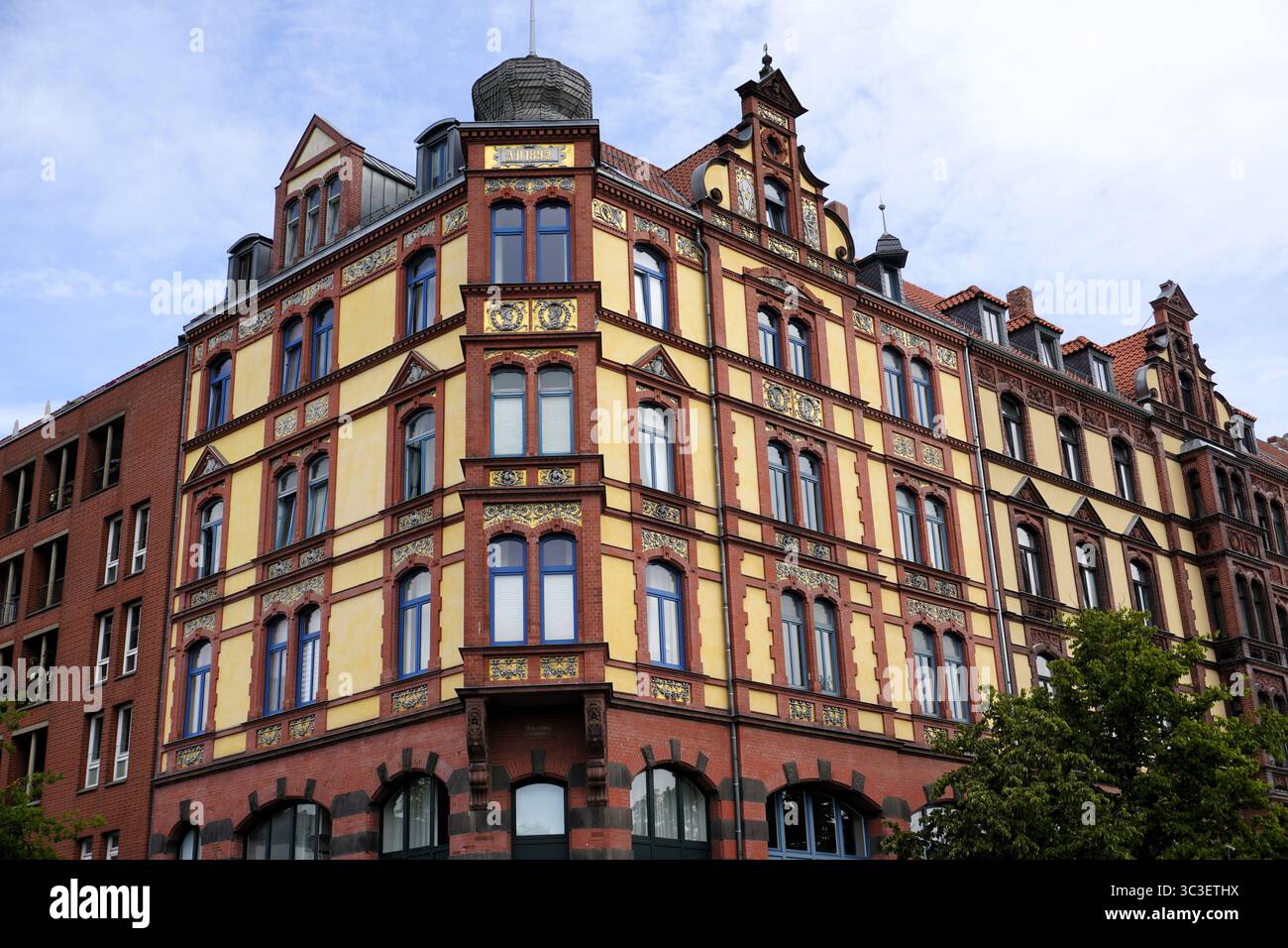 Historic Gründerzeit building in the old town of Hannover, Germany ...