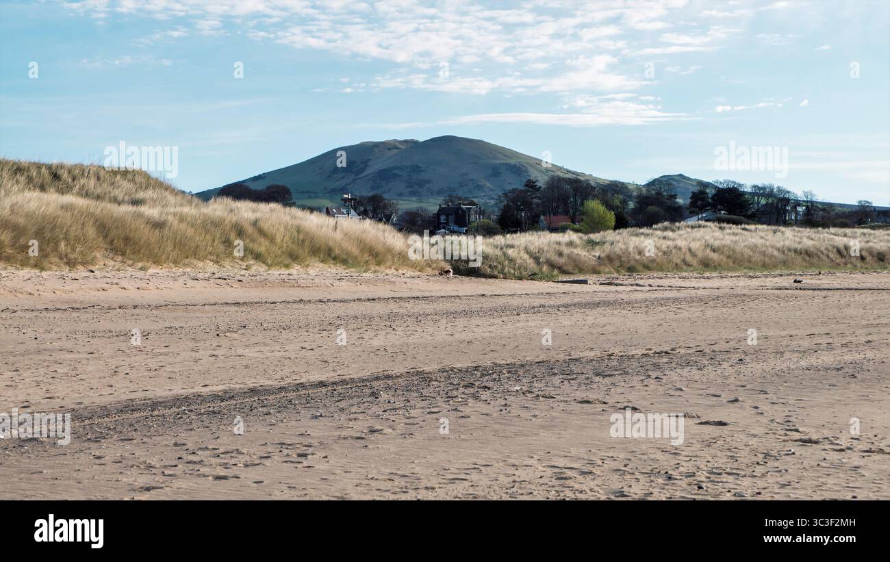Sandy beach and Largo Law from the Fife Coastal Path, Largo Bay, Leven ...
