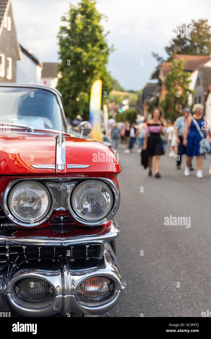 Wettenberg, Germany. 25th July, 2025. A Cadillac, an American classic ...
