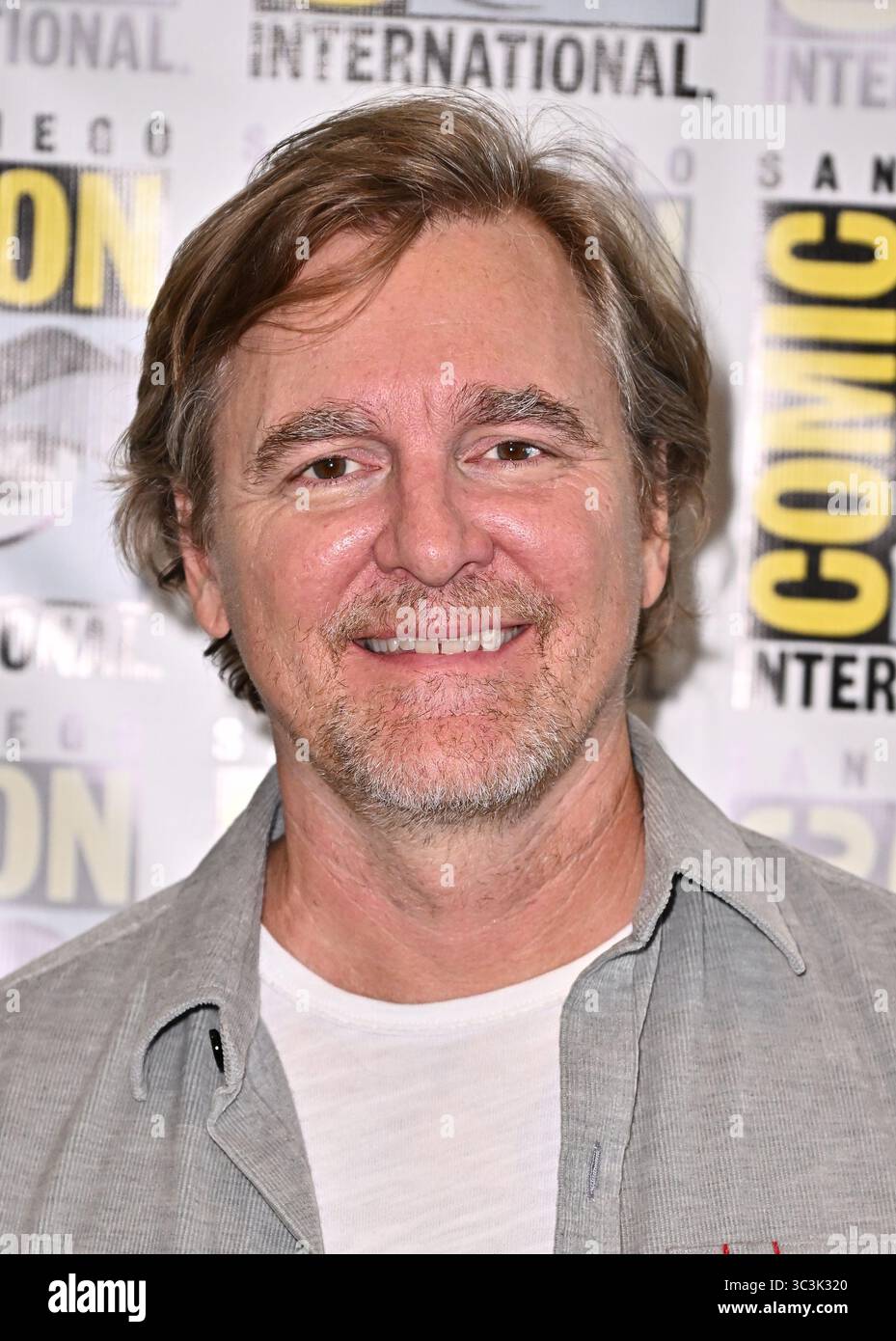 Chris Sheridan arriving to “Resident Alien” season 4 panel at the 2025 ...
