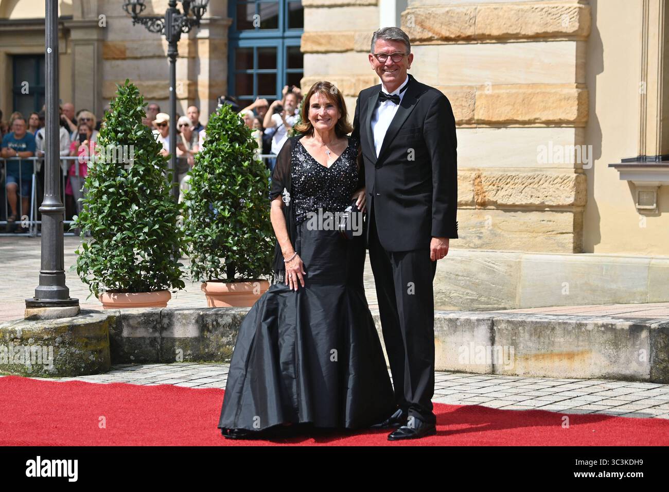 Wolfram WEIMER mit Ehefrau Christiane GOETZ WEIMER. Eroeffnung der ...