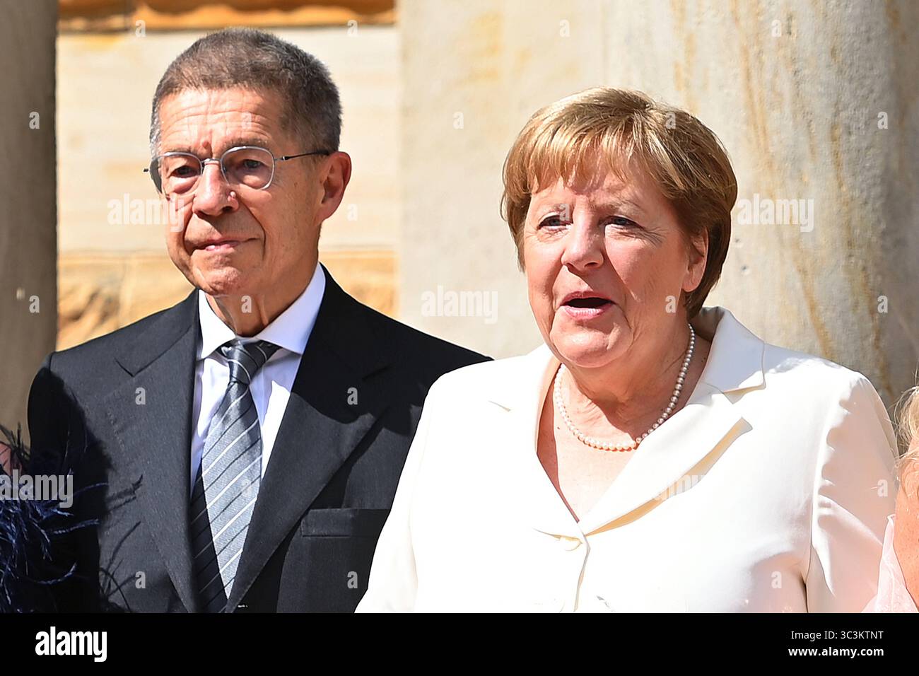 Angela MERKEL mit Ehemann Joachim SAUER. Eroeffnung der Bayreuther ...