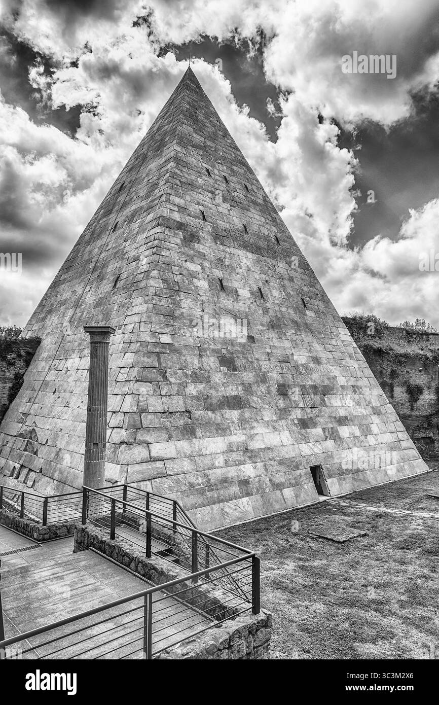 Scenic view of the Pyramid of Cestius, iconic landmark in Testaccio ...
