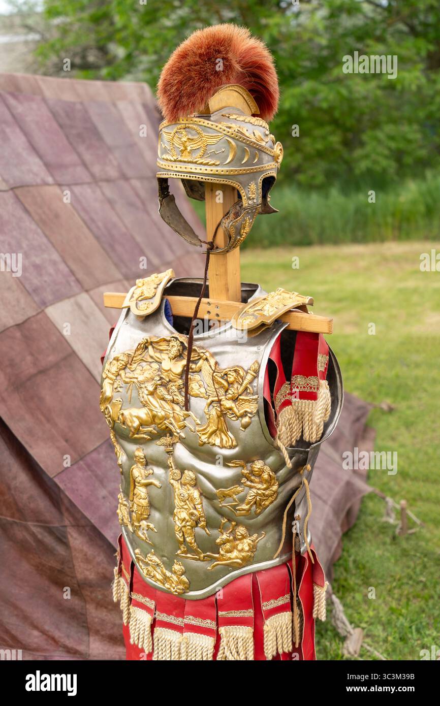 Richly detailed military uniform hi-res stock photography and images ...