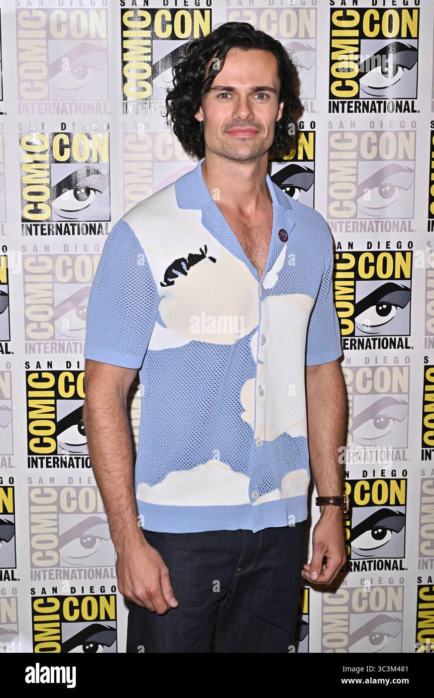 Jamie Roy beim Photocall zur Starz Serie Outlander: Blood of My Blood ...