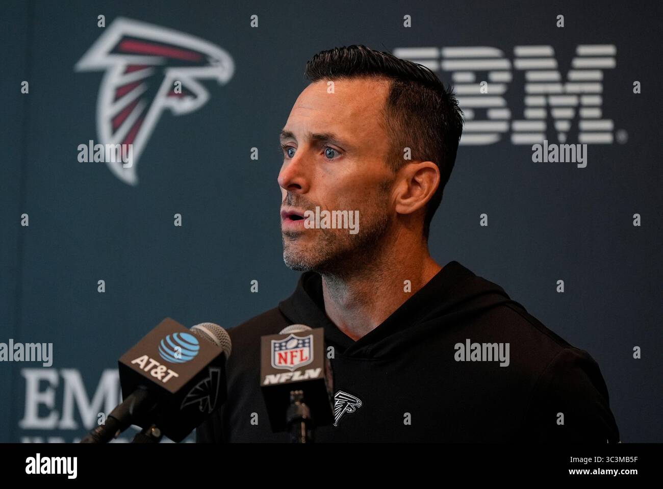 Assistant General Manager Kyle Smith speaks during an Atlanta Falcons ...