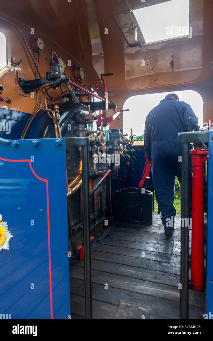 Cab interior with fireman working, Hunslet ‘Austerity’ WD192 ‘Waggoner ...